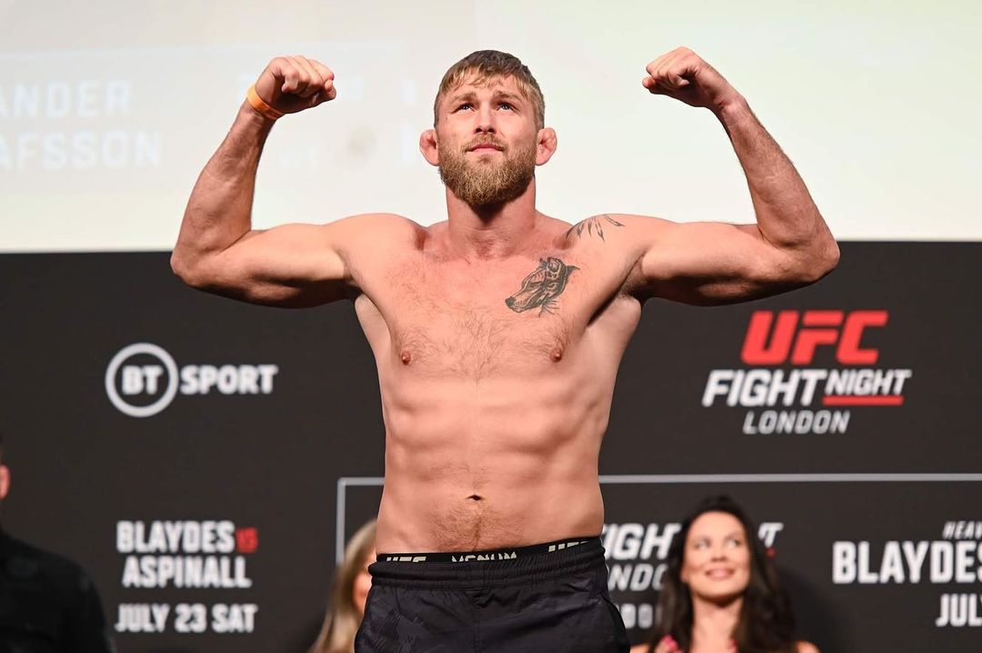 Alexander Gustafsson tillbaka i oktagonen ikväll - Svenska Budo ...